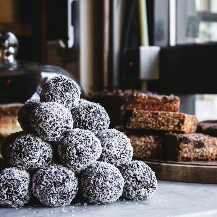 4 Easy Chocolate Recipes with Five Or Less Ingredients - Mommy Kat and Kids